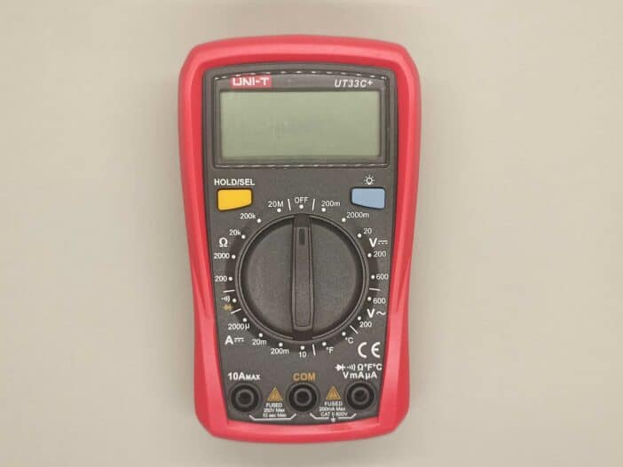 How To Use a Multimeter - The Beginner's Guide
